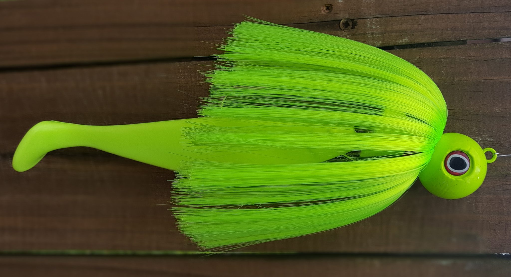 'Big Bubba' MoJo Lure (swing hook w/shad body) - Bucktail-Lures